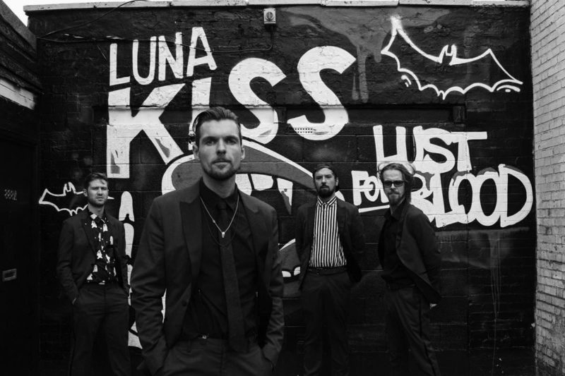 LUNA KISS – Albert's Shed